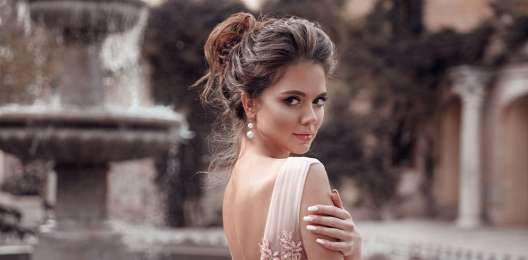 Ballfrisuren: Welche Frisur passt zu mir? - HEROLD.at