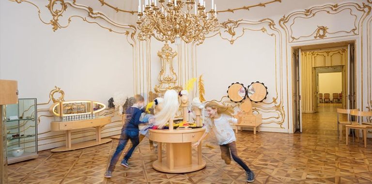 Kinderzimmer Schloss Schonbrunn Innenraume
